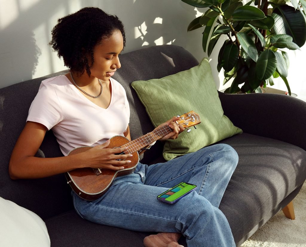 Learning the Ukulele with a Busy Schedule: How Online Lessons Can Help ...